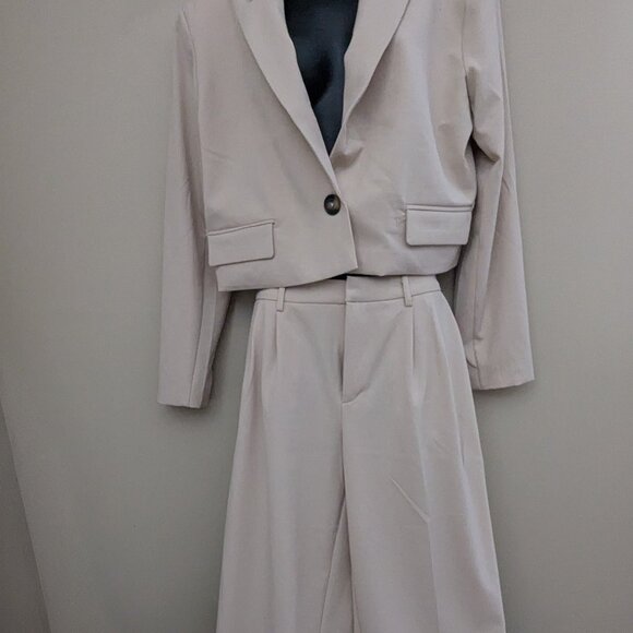 Joie | Jackets & Coats | Classy Women Business Suite Cream Color Would ...